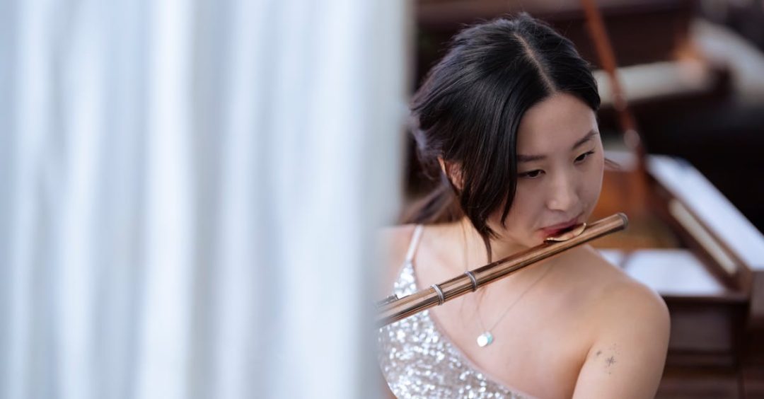 Why Do My Shoulders Hurt When Playing Piano? Stretching & Posture Tips ...